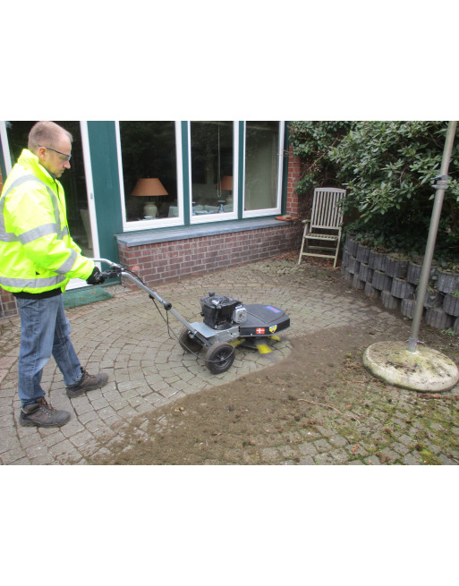 Kwern Greenbuster Pro 66 onkruidkborstel met B&S motor 500 E kopen ...